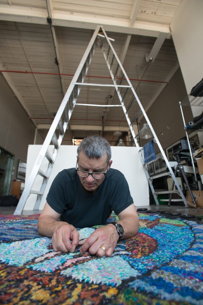 Kirk Dunn’s “The Knitting Pilgrim” arrives after a 15-year inter-faith journey – SesayArts Magazine