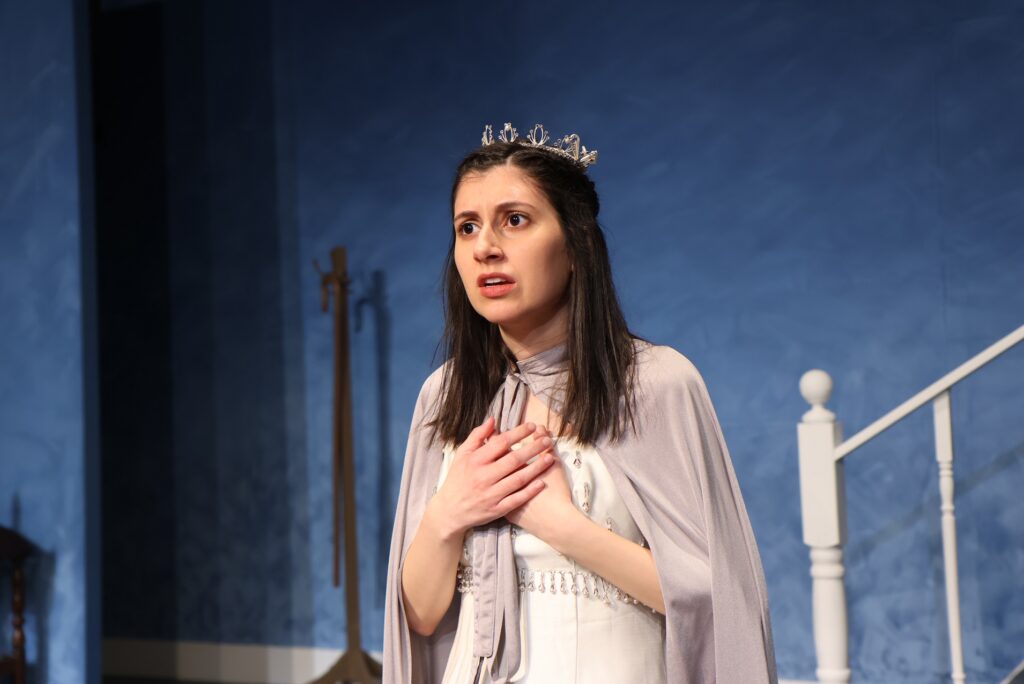 A Chekhovian family reunion: Alumnae Theatre’s ‘Vanya and Sonia and ...