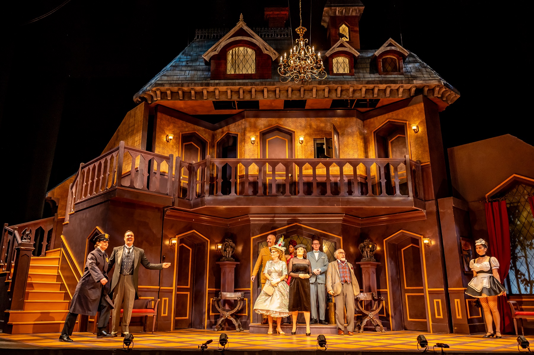 No mystery here: Clue is an incredibly fun show – SesayArts Magazine