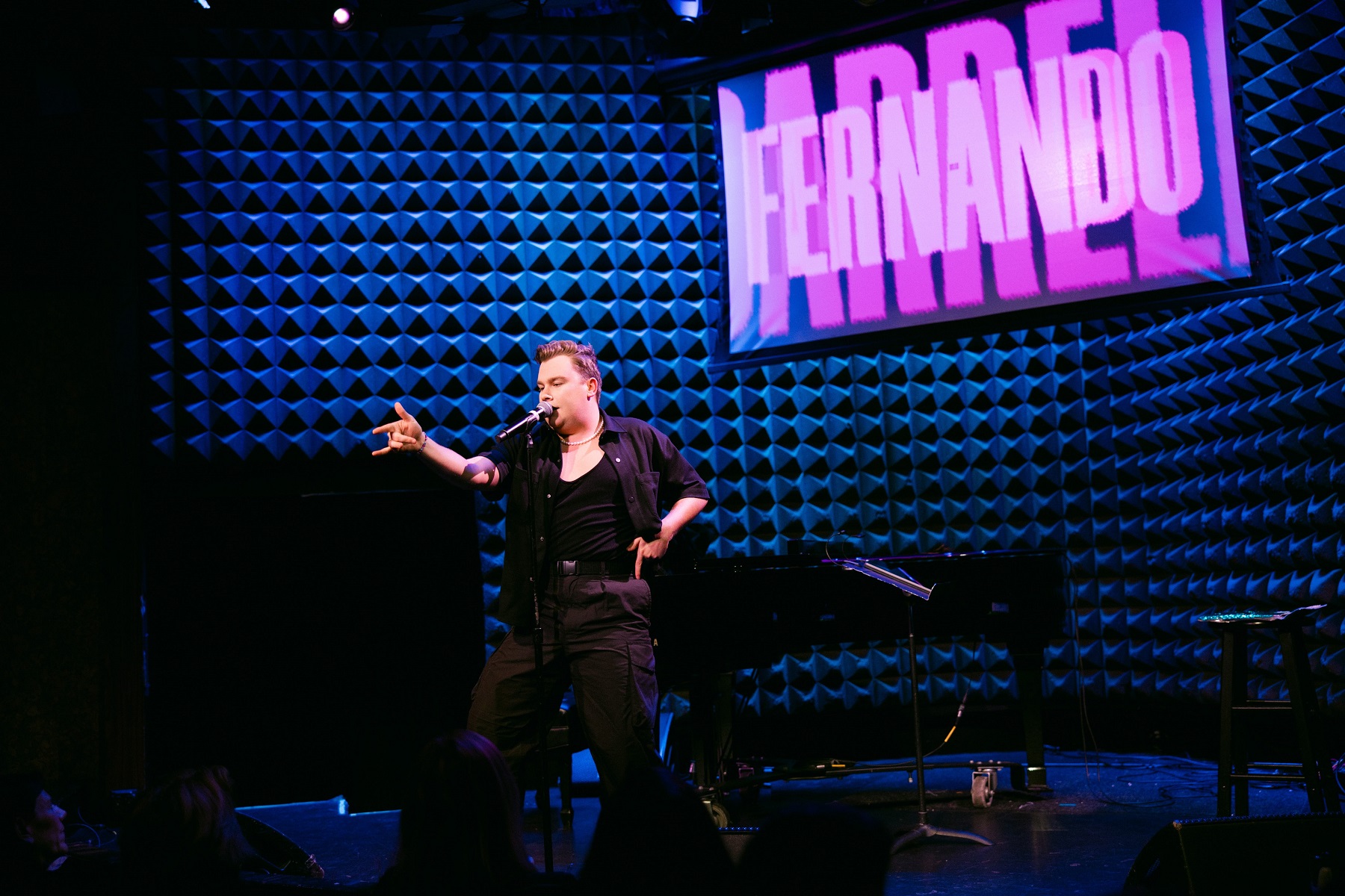 Tom Hearn has a brand-new show – How Fabulous is That?! - Sesaya Arts ...