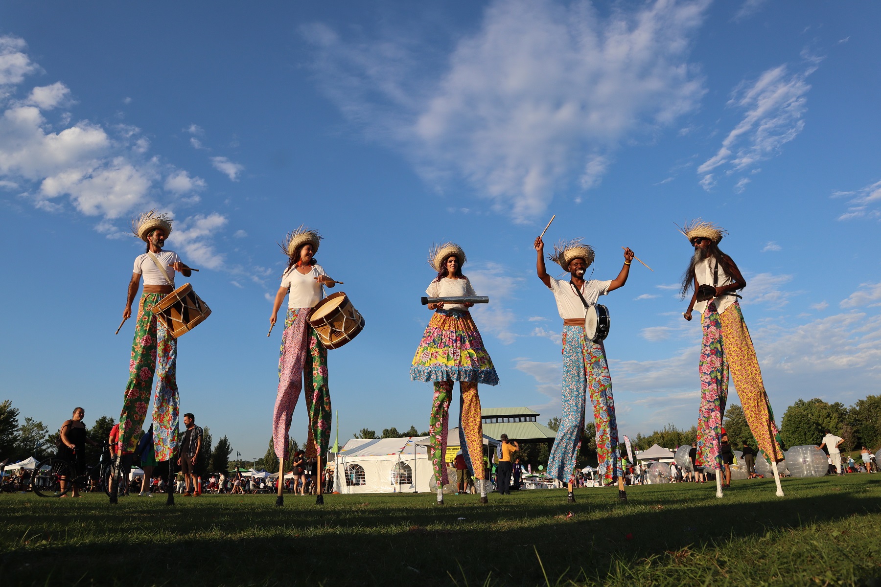 Art meets heart at Toronto International BuskerFest for Epilepsy ...