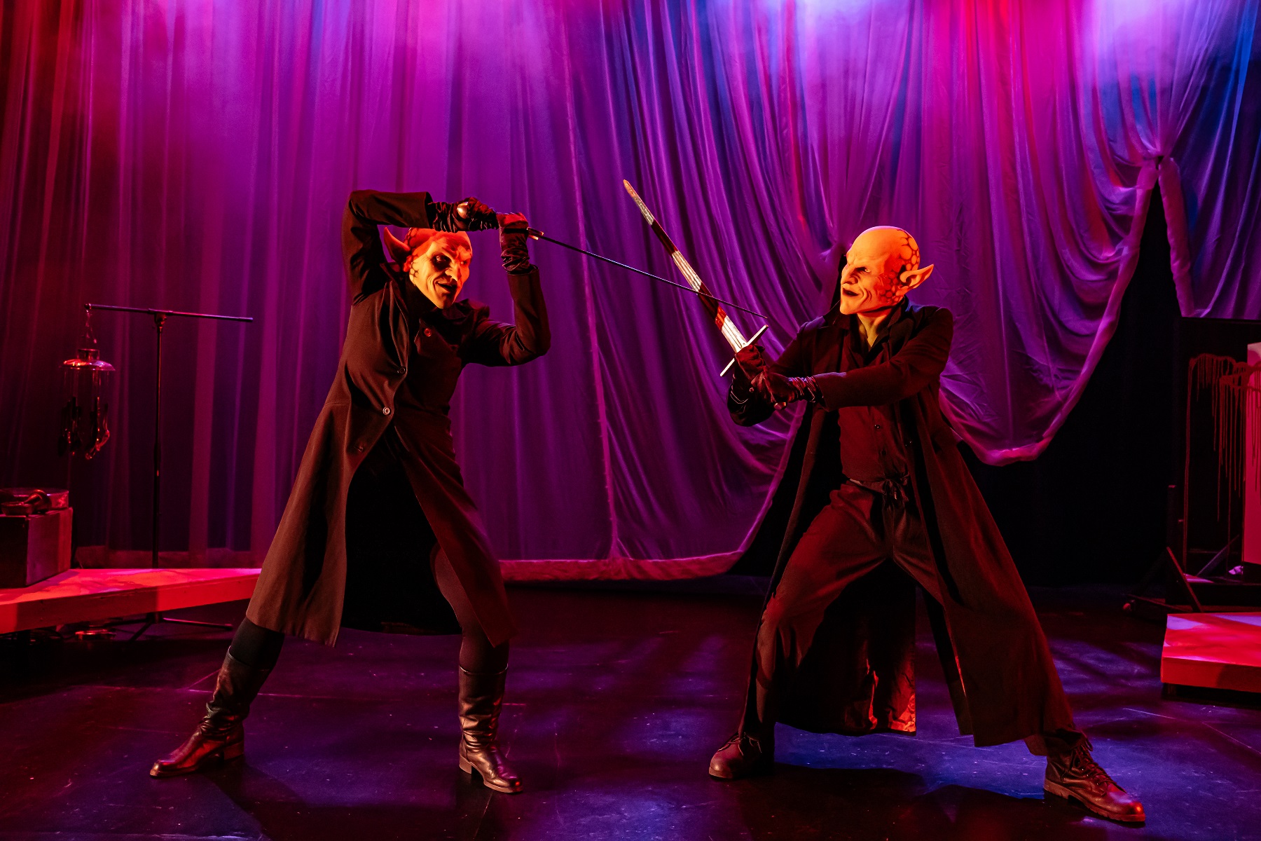 Review: “Goblin: Macbeth” gleefully celebrates the magic of theatre ...